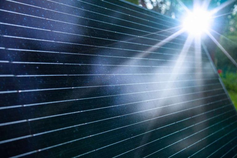 Back Surface Field (BSF): Wozu dient die Solarzellen-Rückseite?